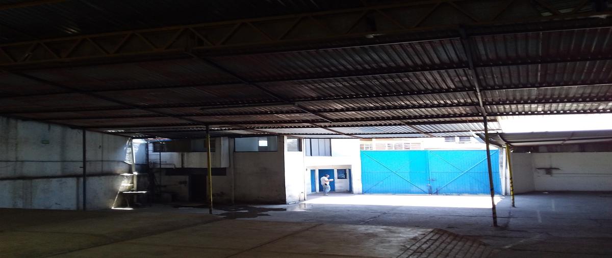 Renta de bodega en AV. MALINCHE Y AV. LAGO DE GUADALUPE COL. CERRO ...