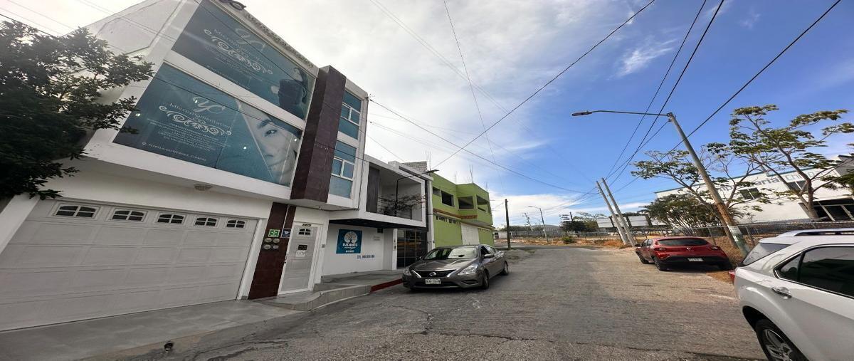 Renta oficina en avenida laureles, Colonia Miravalle, C.P. 29039