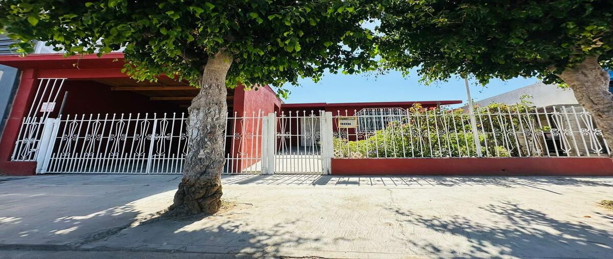 Renta de casa en Grandes Lagos, Colonia El Lago, C.P. 22210