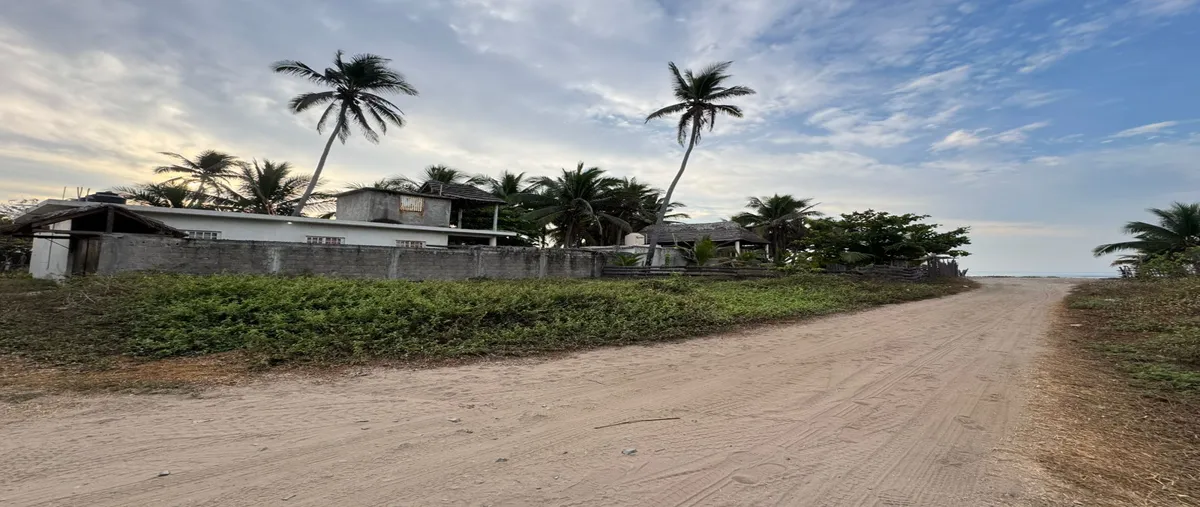 Se vende terreno La mira playa azul #8, Colonia Playa Azul, C.P. 60982