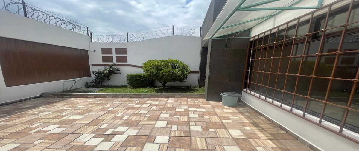 Casa en venta disponible en , Colonia Santa María Magdalena Ocotitlán ...